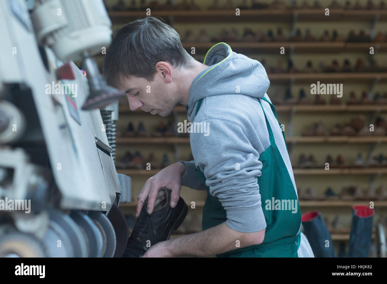Shoemakers apron hi-res stock photography and images - Alamy