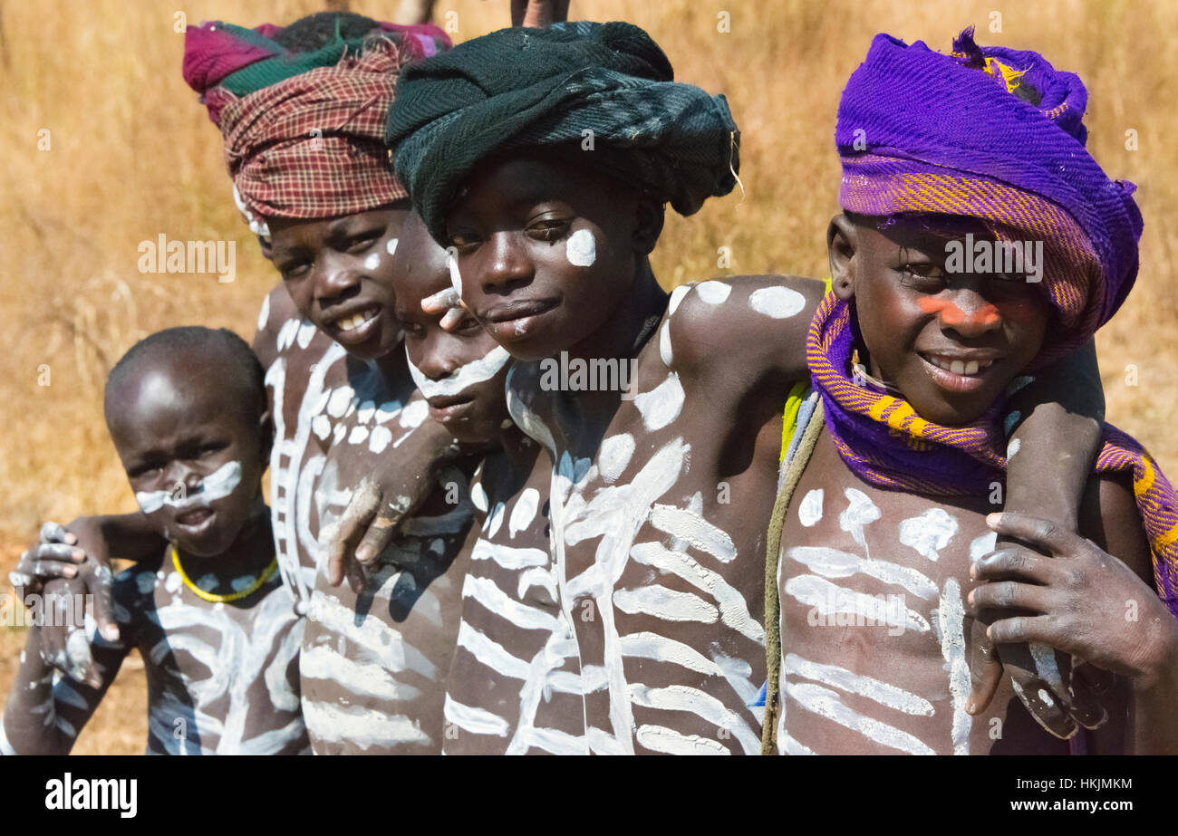 Mursi children omo hi-res stock photography and images - Alamy