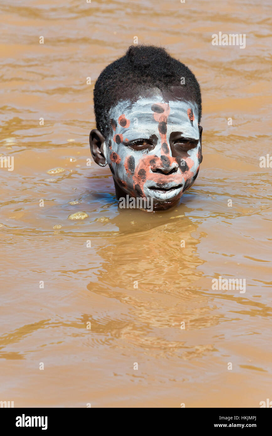 Omo river tribe hi-res stock photography and images - Alamy