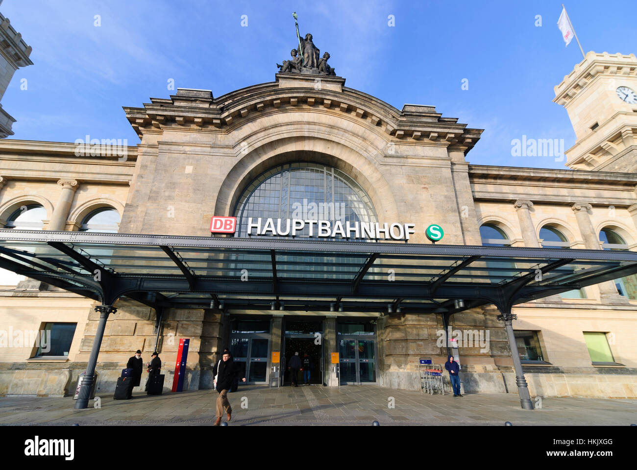 Dresden hauptbahnhof main station hi-res stock photography and images ...