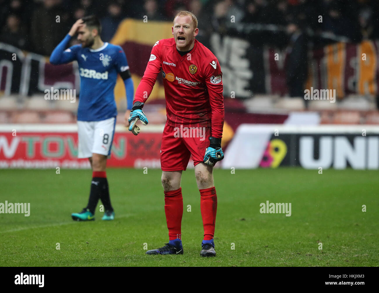Motherwell goalkeeper Craig Samson before the Ladbrokes Scottish ...