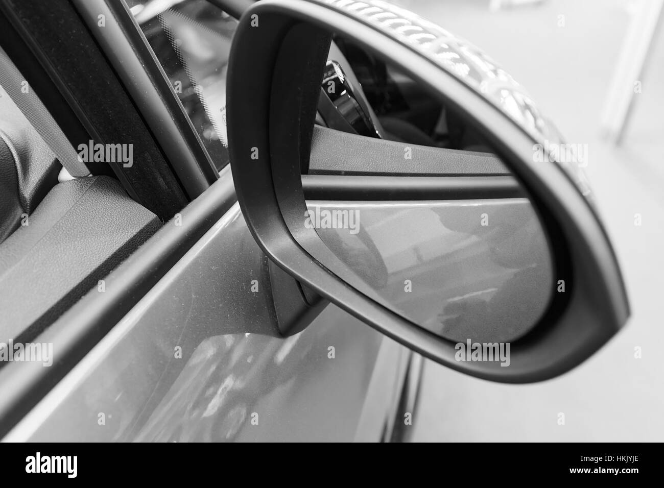 Car side mirror view Black and White Stock Photos & Images - Alamy