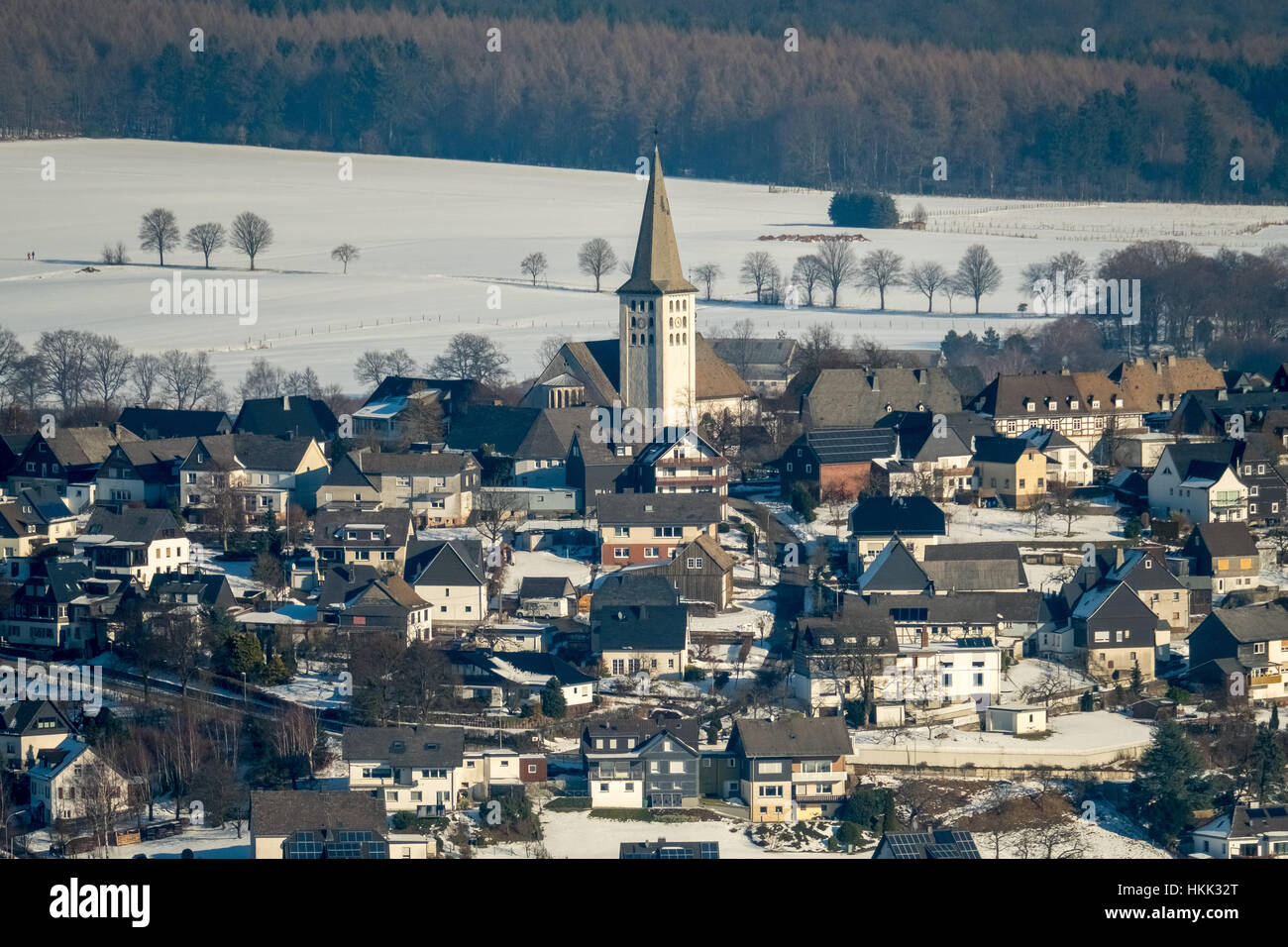 Overview of Hirschberg, church, village church, in the snow, timbered ...