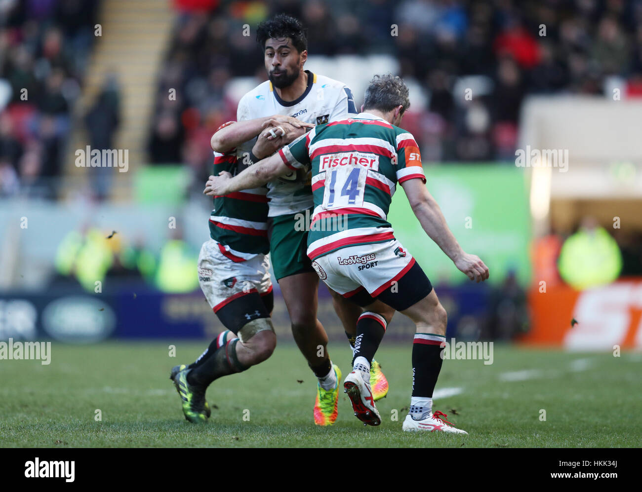 Leicester tigers jack roberts hi-res stock photography and images - Alamy