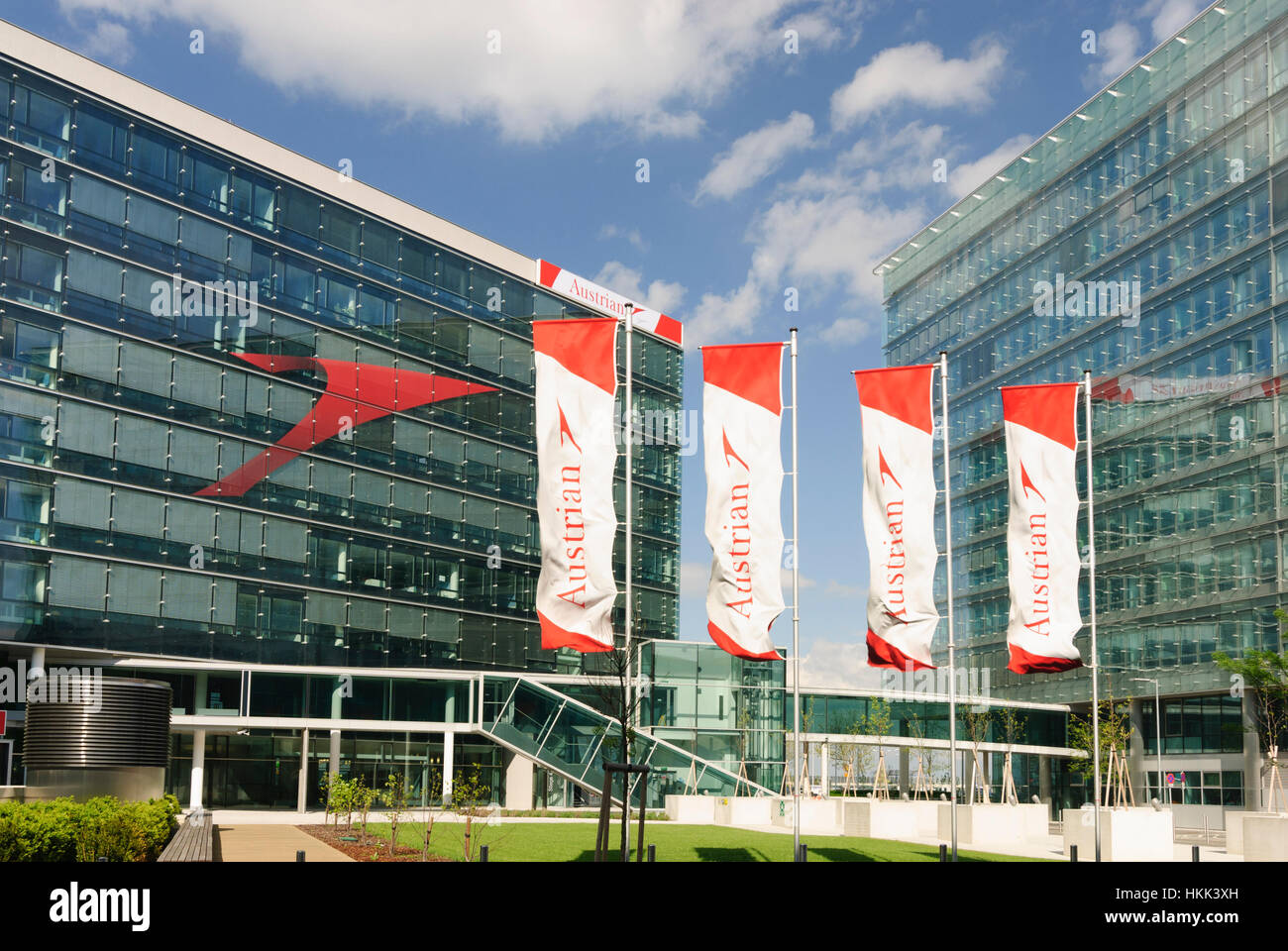 Schwechat: Airport of Wien-Schwechat; company headquarters of Austrian ...