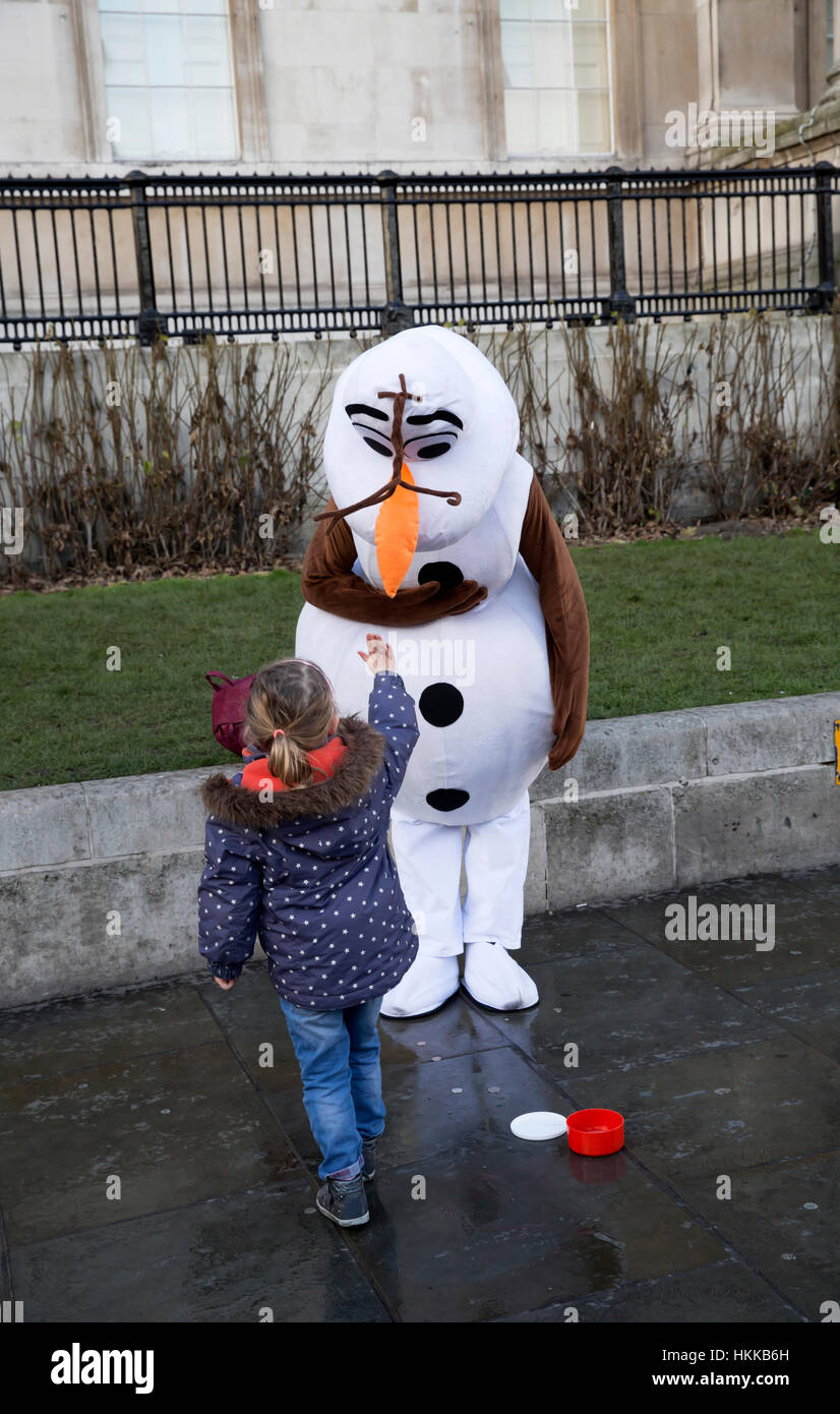 Olaf character hi-res stock photography and images - Alamy