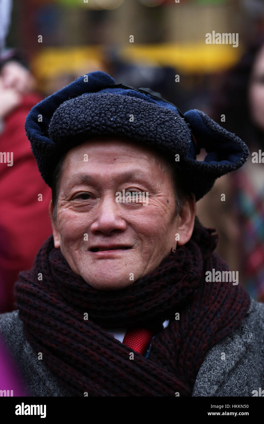 Manchester, UK. 29th January, 2017. A man watching the Chinese ...