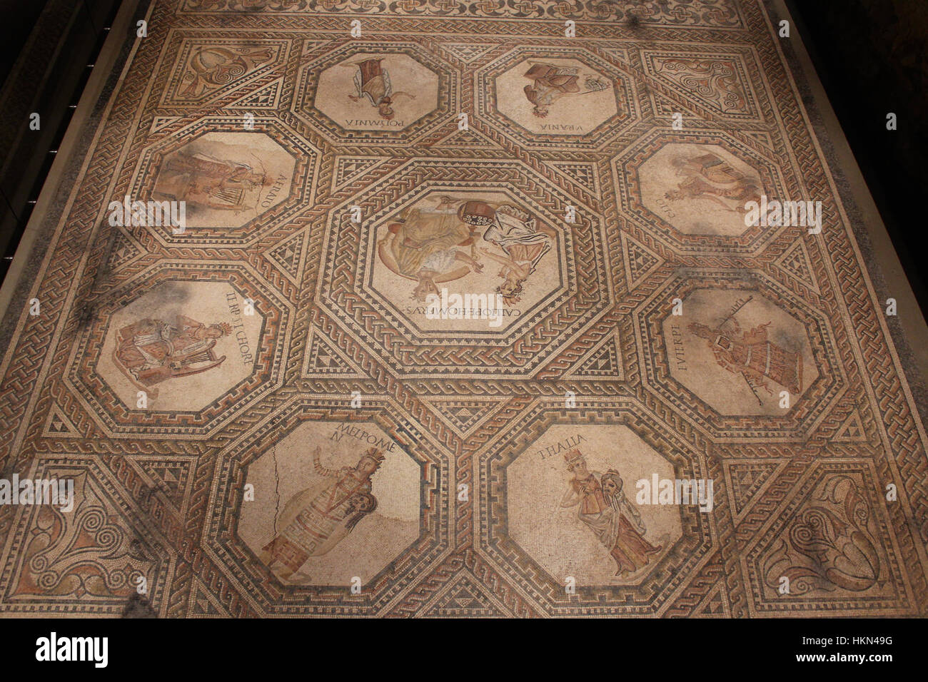 Geometric mosaic patterns hi-res stock photography and images - Alamy