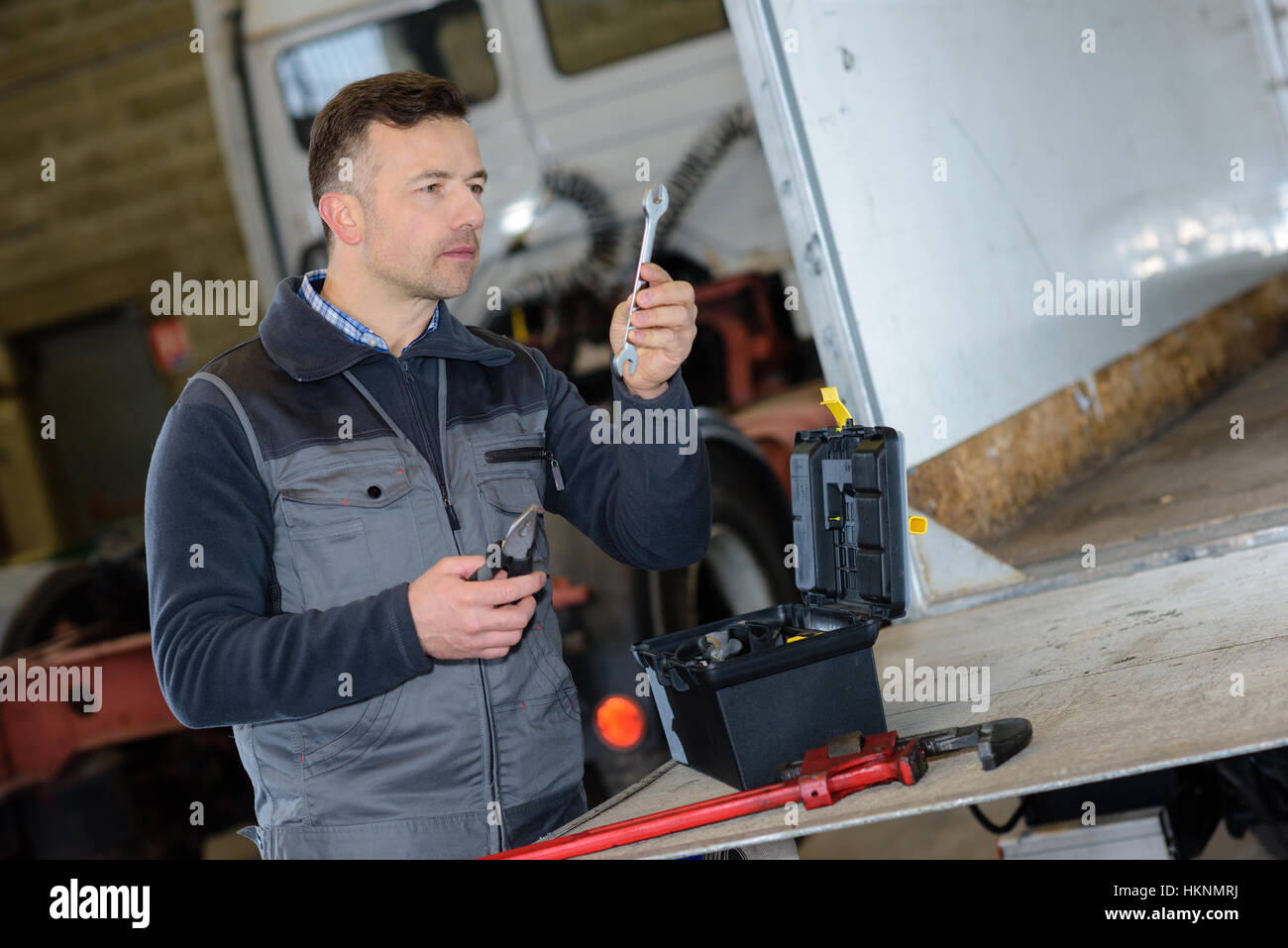 Freight car repair hi-res stock photography and images - Alamy