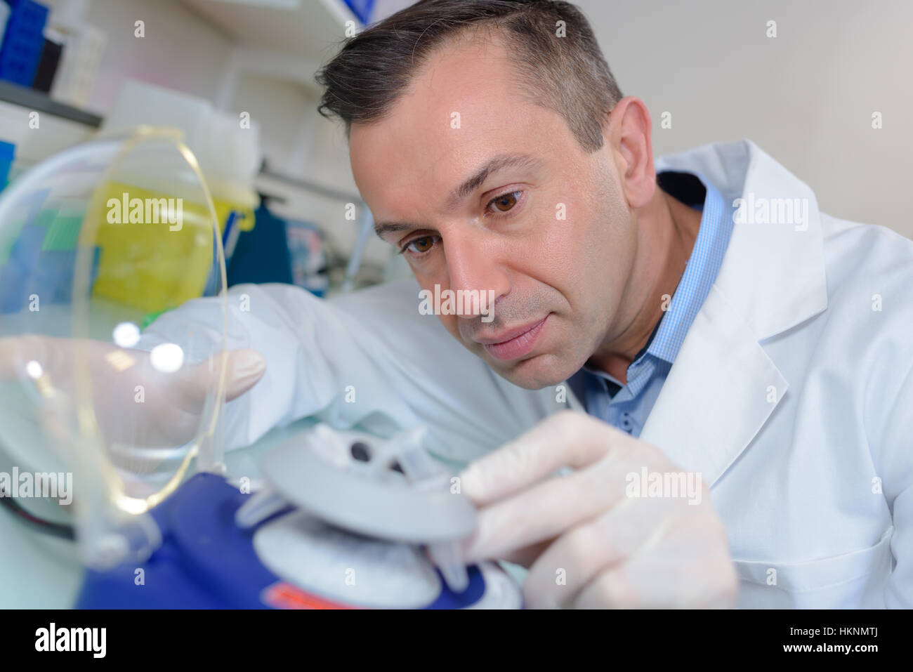 Doctor hatch hi-res stock photography and images - Alamy