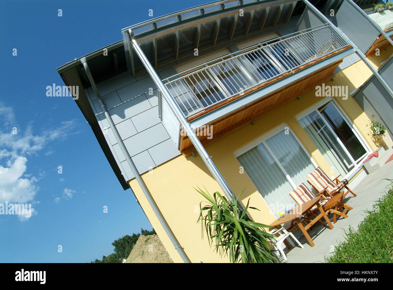 Single occupancy house hi-res stock photography and images - Alamy