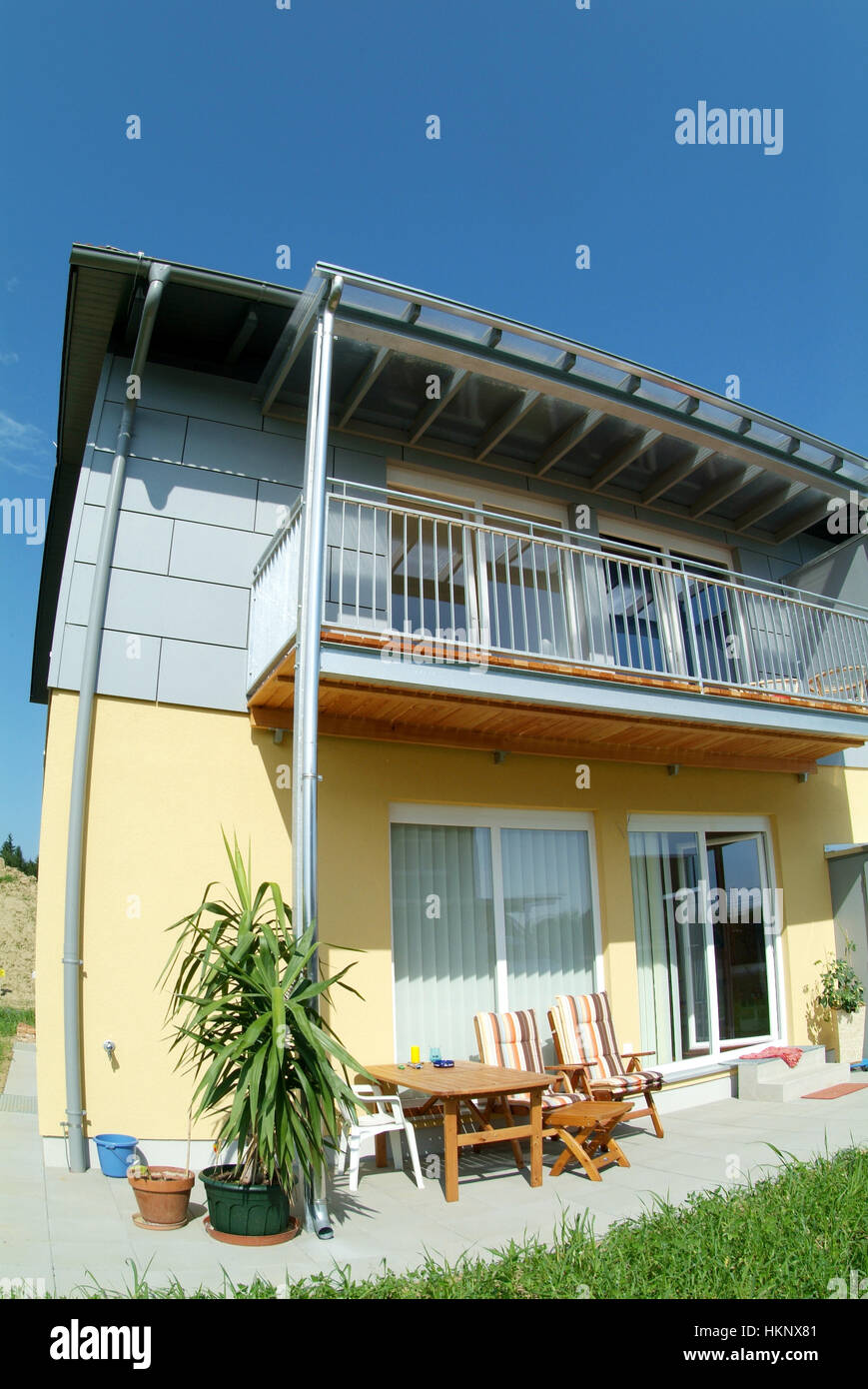 Single occupancy house hi-res stock photography and images - Alamy