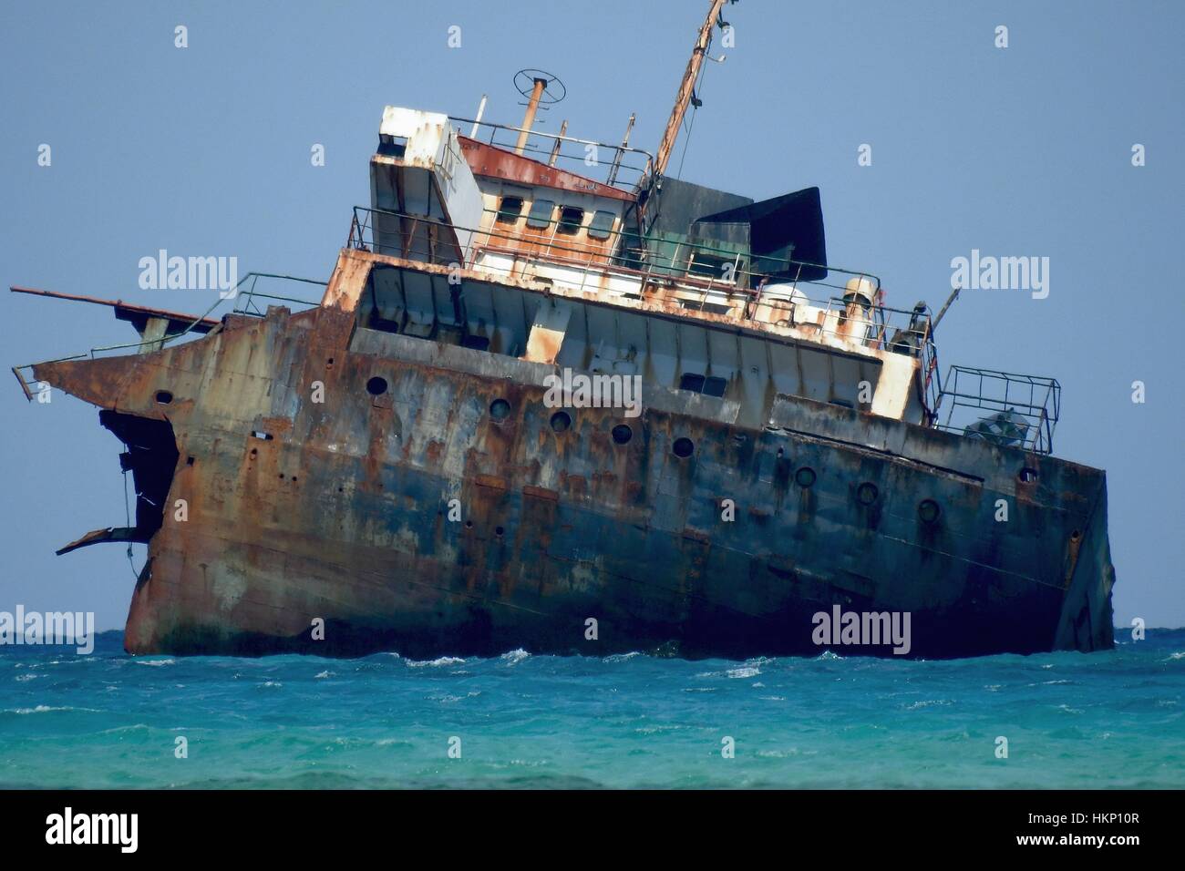 Shipwreck In Ocean Stock Photo - Alamy