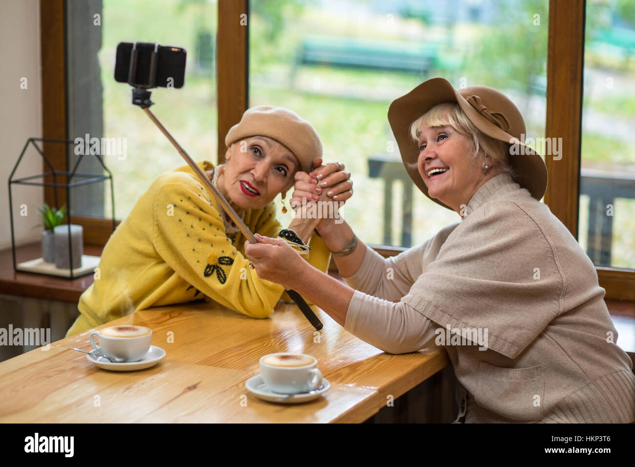 Selfie cafe hi-res stock photography and images - Alamy