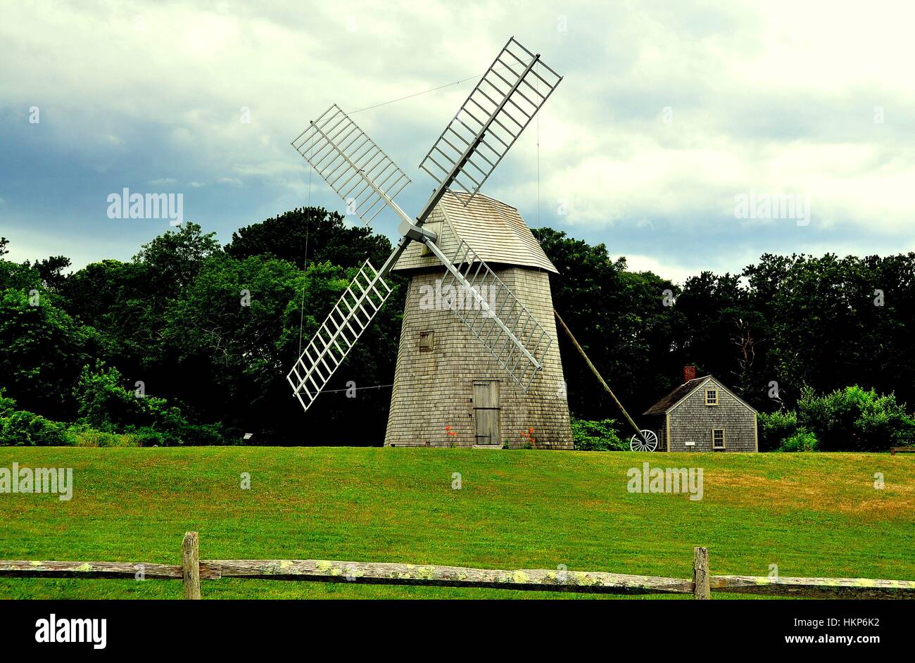 18th century farm house hi-res stock photography and images - Alamy