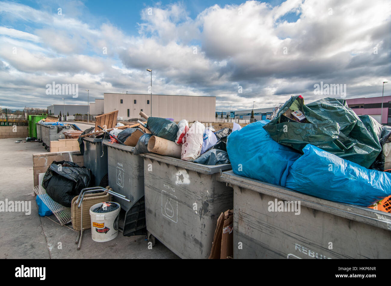 Industrial waste bin hi-res stock photography and images - Alamy
