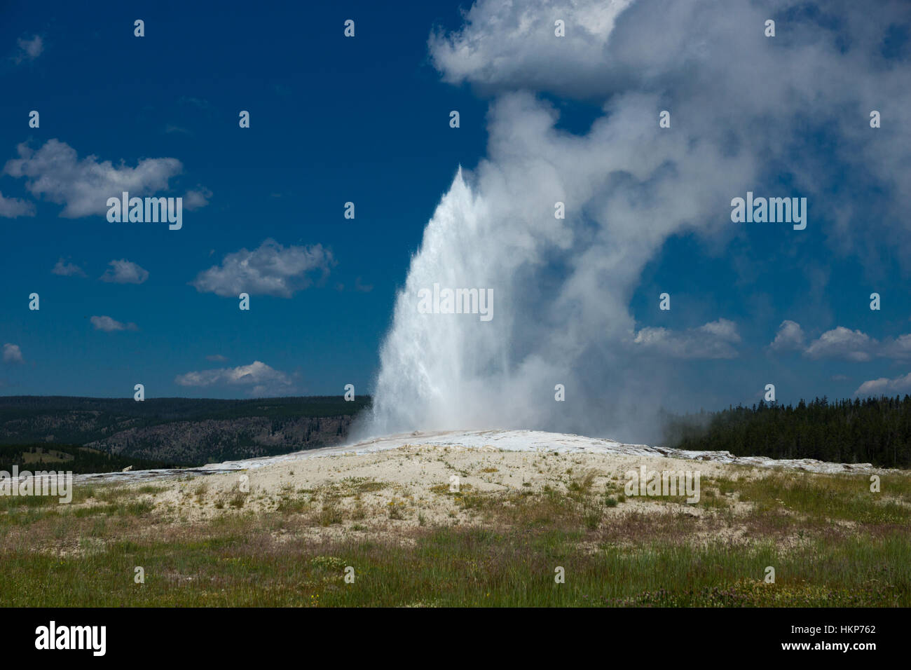 Old Faithful, Upper Geyser Basin, Yellowstone National Park, Wyoming ...