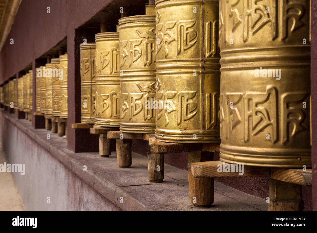 Buddhism wheel hi-res stock photography and images - Alamy