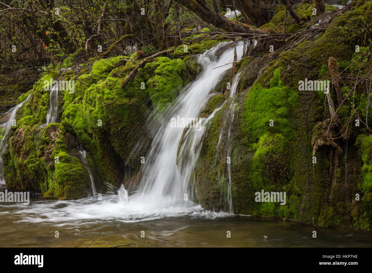 Tibetan plateau mountains hi-res stock photography and images - Alamy