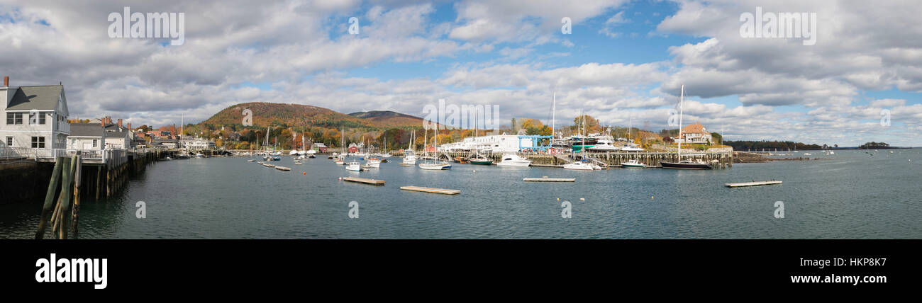 Camden harbor hi-res stock photography and images - Alamy