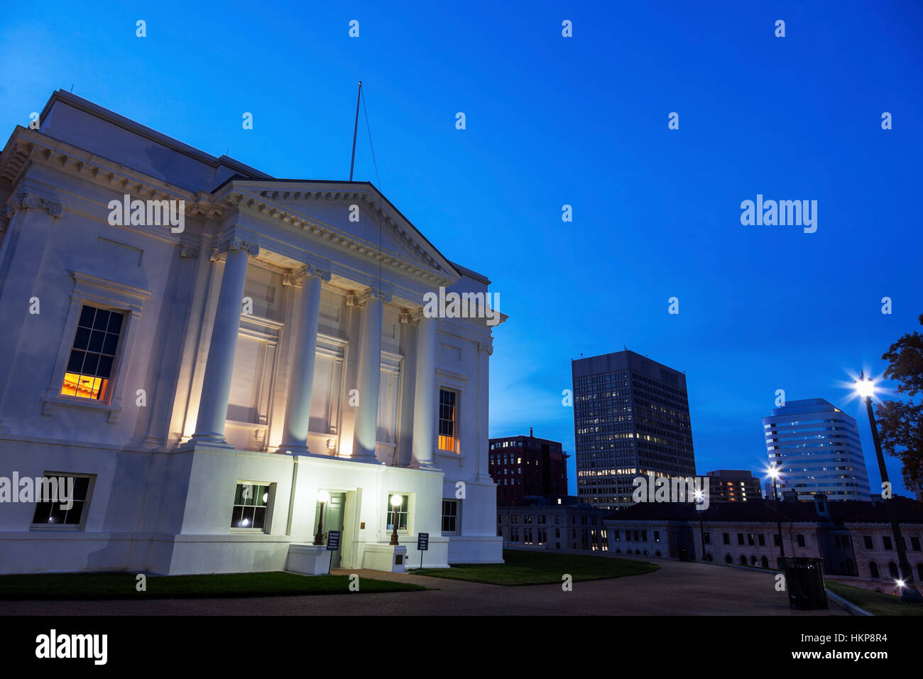Virginia state capitol night richmond hi-res stock photography and images - Alamy