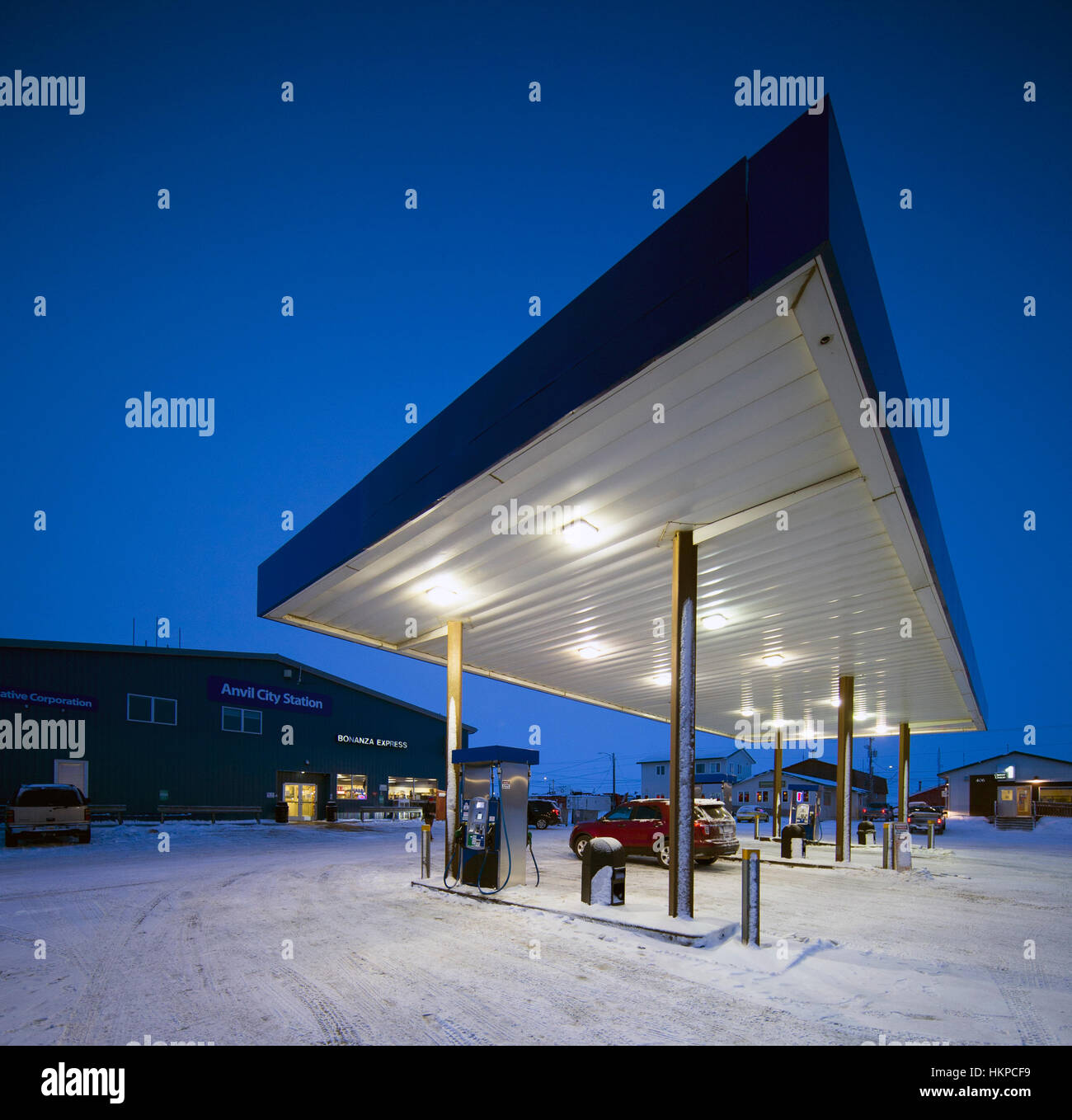 Gas station high angle hi-res stock photography and images - Alamy