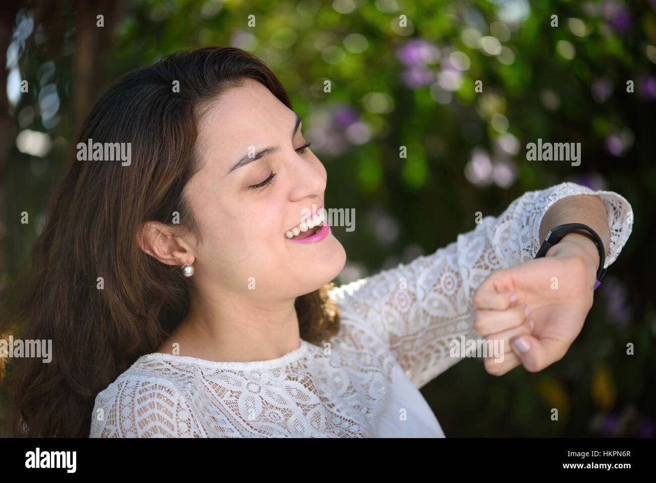 Girl look watch hi-res stock photography and images - Alamy