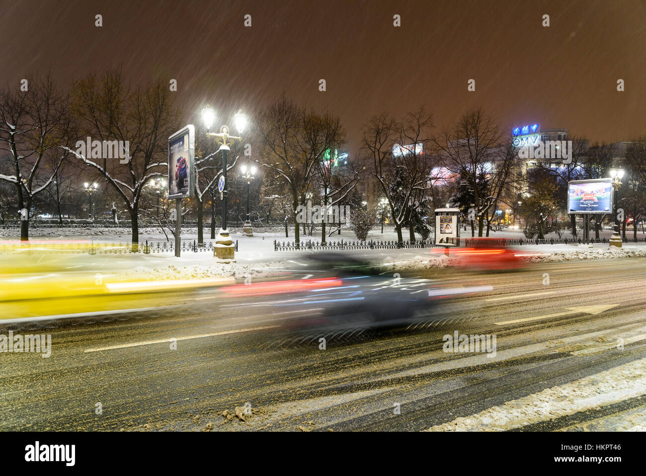 Buildings night during snowstorm in hi-res stock photography and images ...
