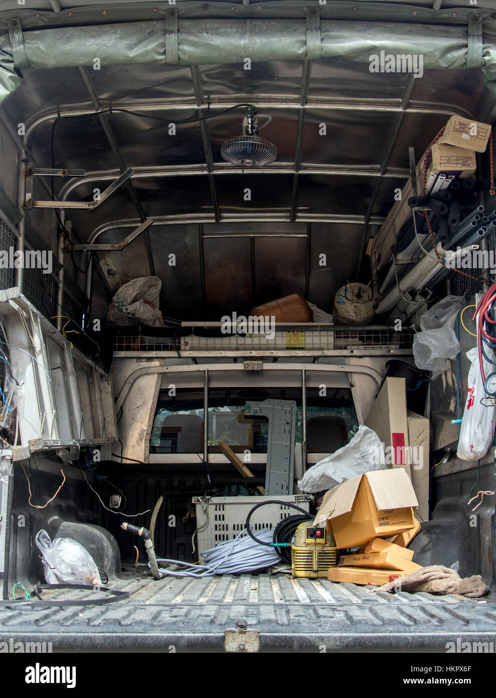 Vehicle repair lorry hi-res stock photography and images - Alamy