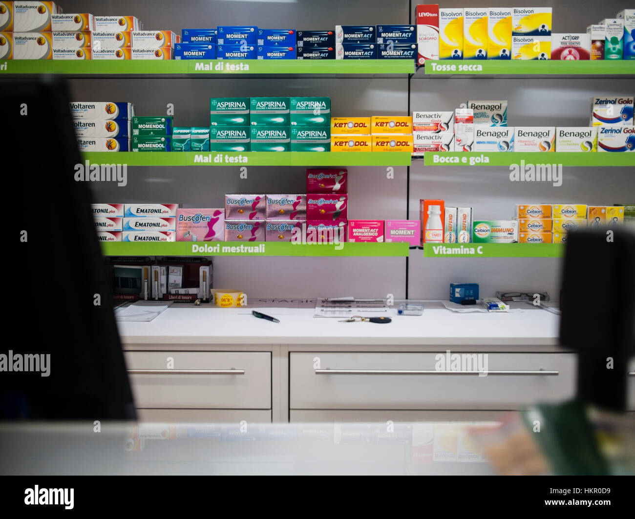 Pharmacy aisle, Italy Stock Photo - Alamy