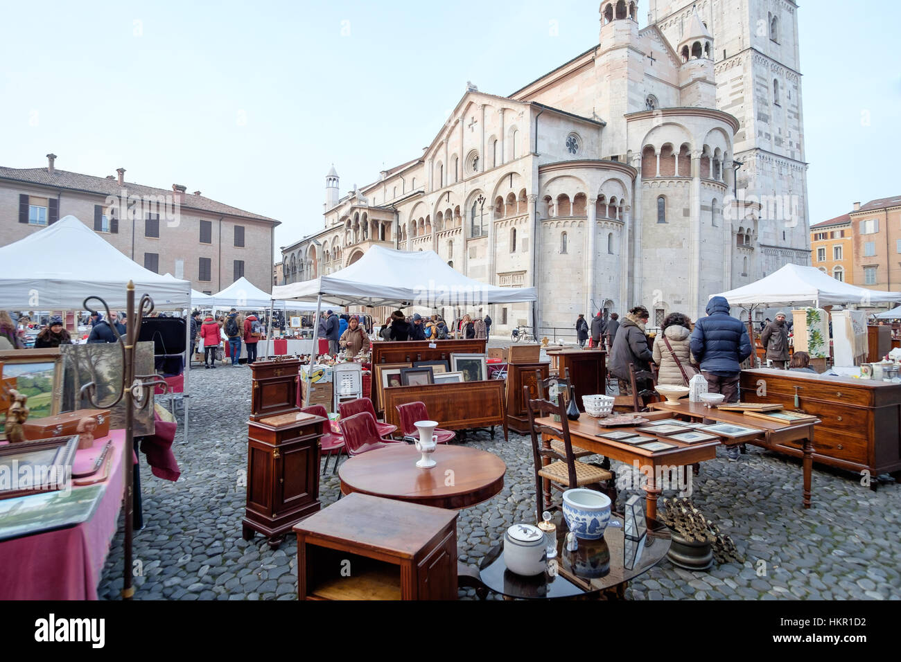 Visit modena hi-res stock photography and images - Alamy