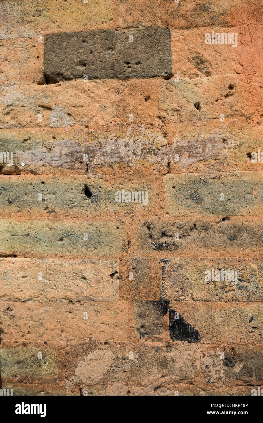 Old red brick wall background texture pattern Stock Photo - Alamy