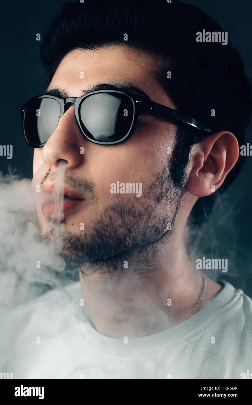 Cool guy sunglasses hi-res stock photography and images - Alamy
