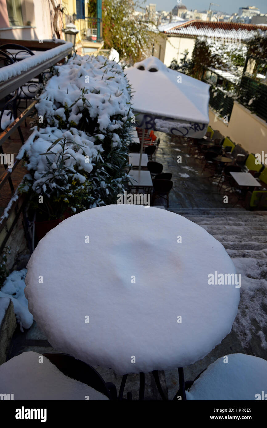 Snow on tables Stock Photo - Alamy