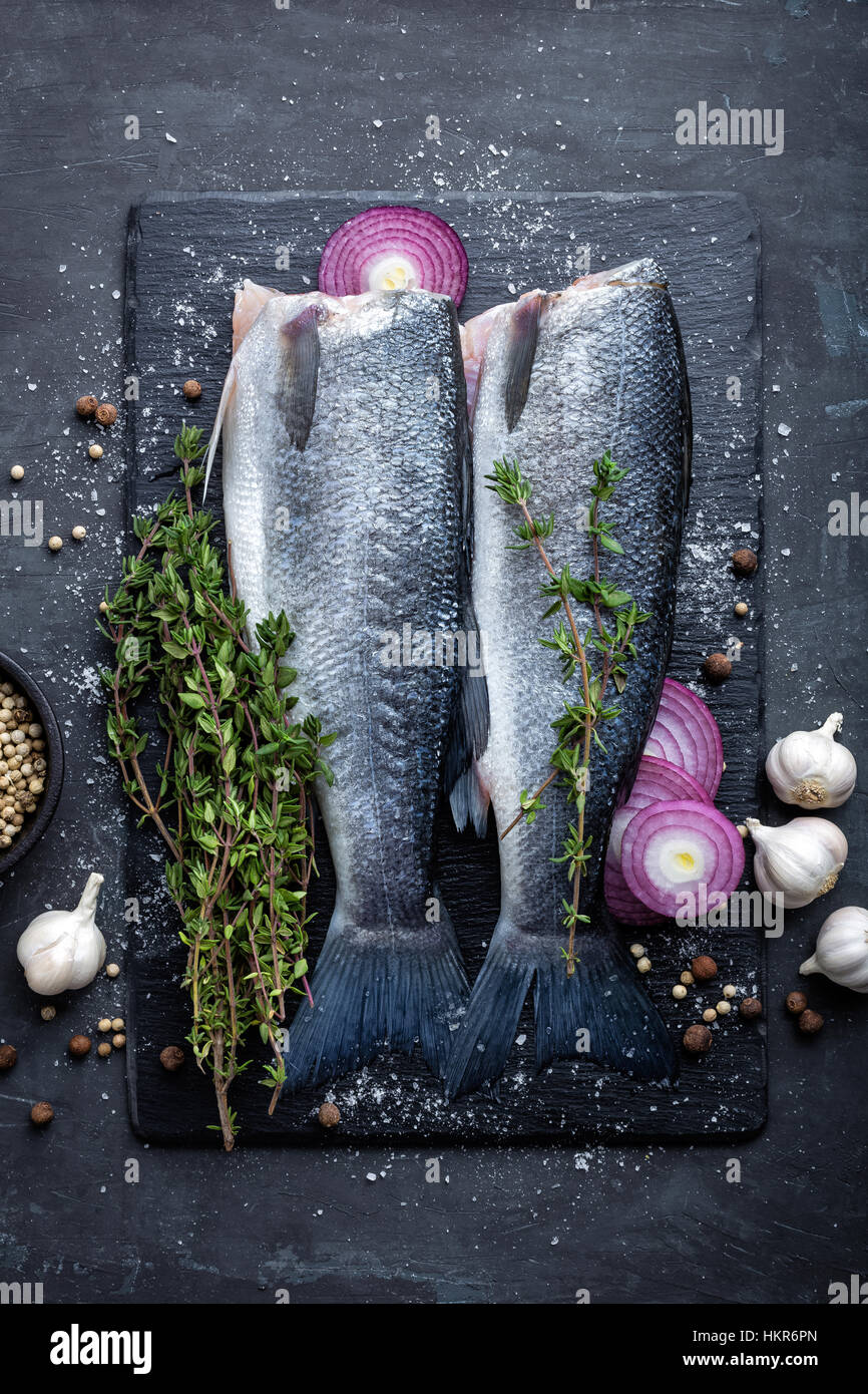 Raw sea bass fish hi-res stock photography and images - Alamy