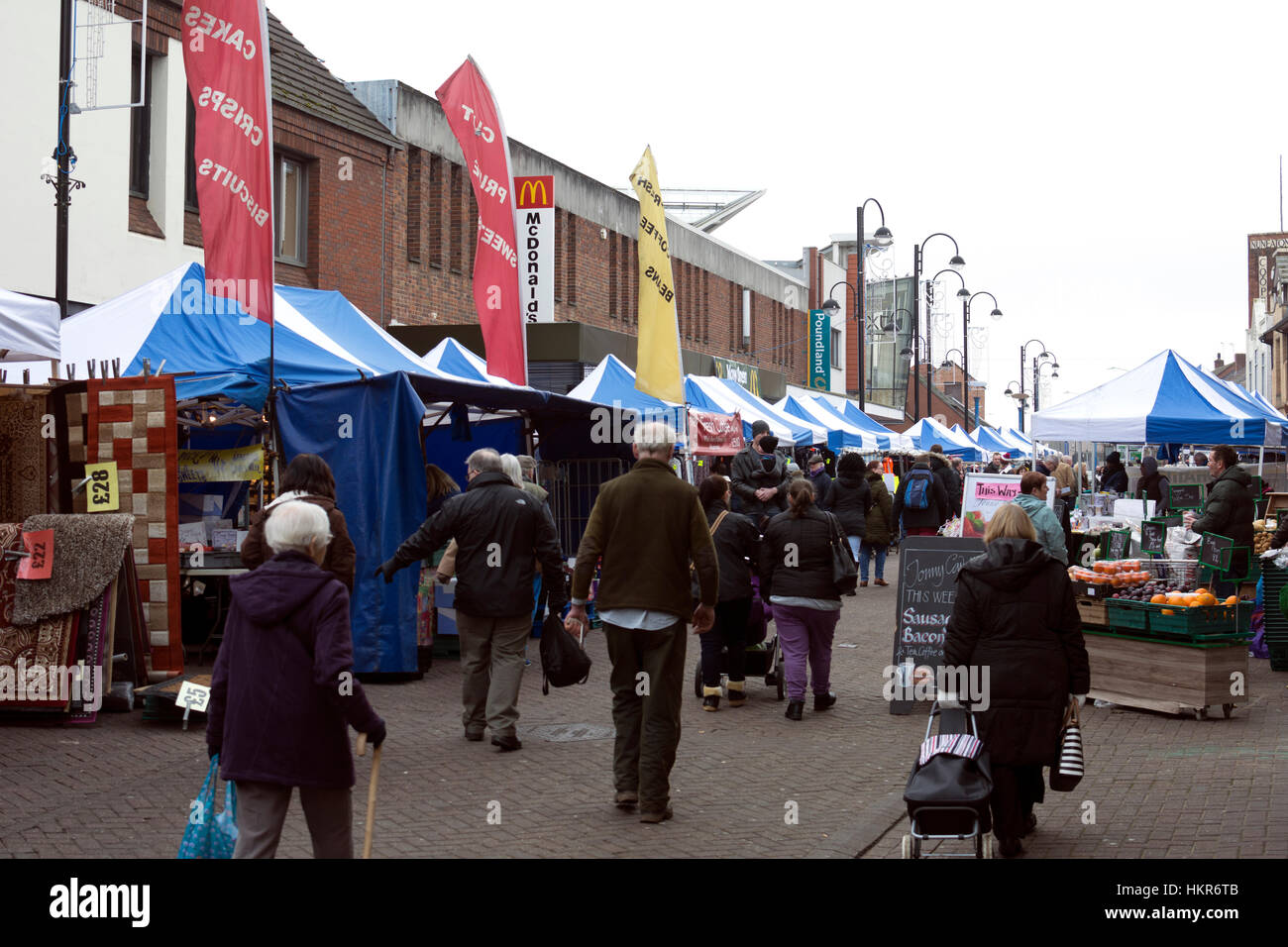 Nuneaton town centre warwickshire hi-res stock photography and images ...
