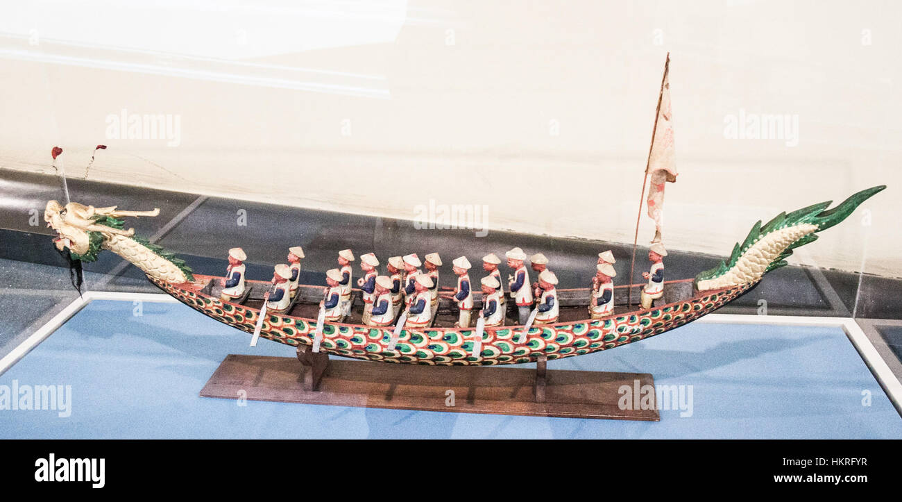 This model of a dragon boat for racing, housed in the Vatican Museums ...