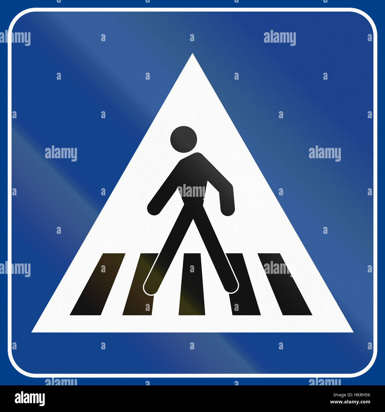 Road sign used in Italy - pedestrian crossing Stock Photo - Alamy