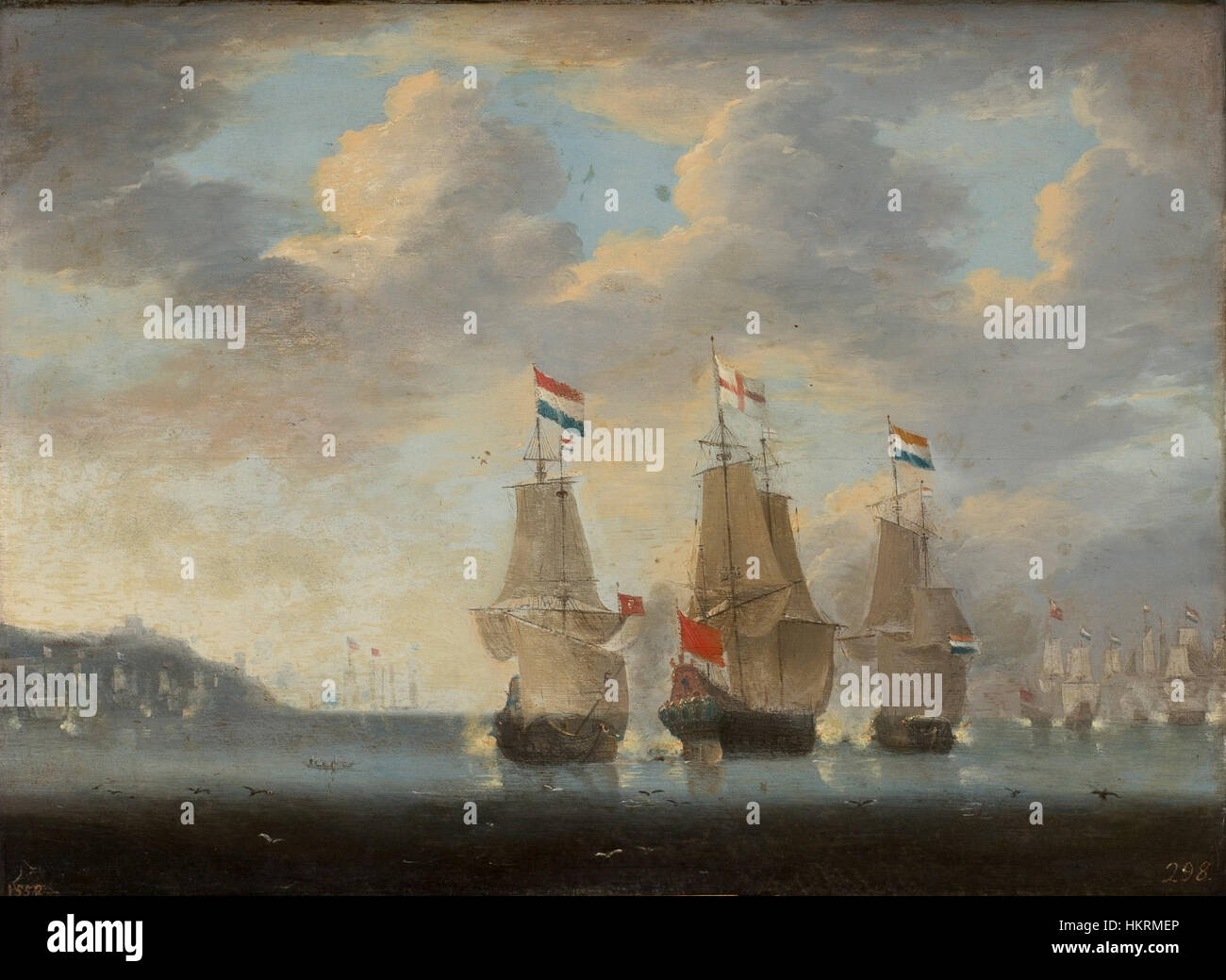 Combate naval hi-res stock photography and images - Alamy