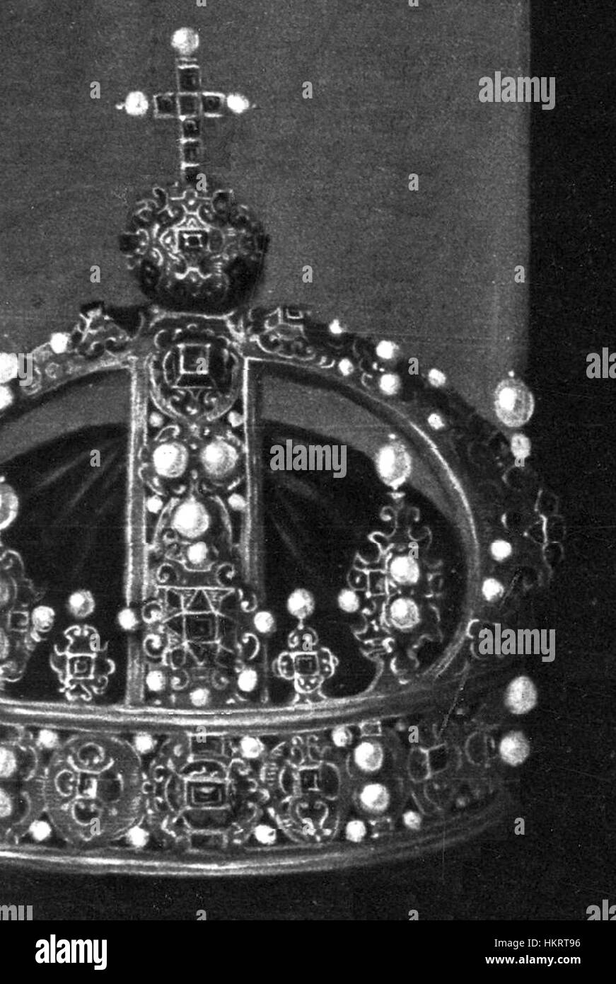 Royal ceremonial crown Black and White Stock Photos & Images - Alamy