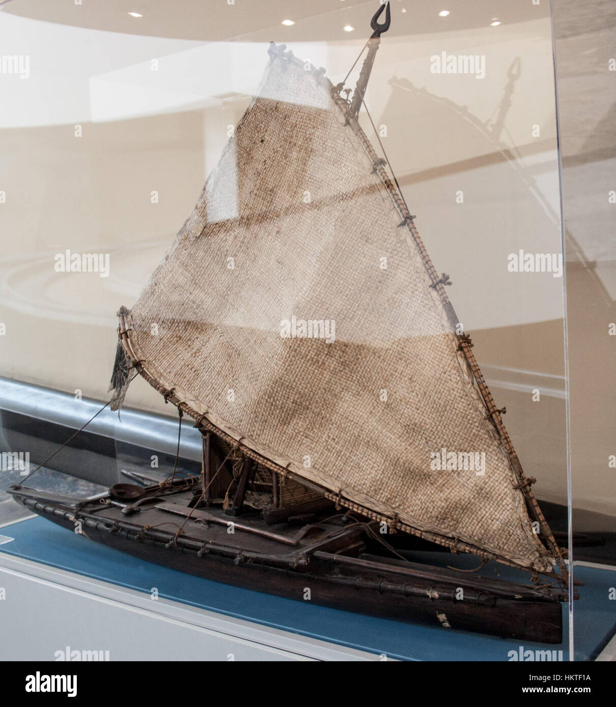 Fiji traditional boats hi-res stock photography and images - Alamy