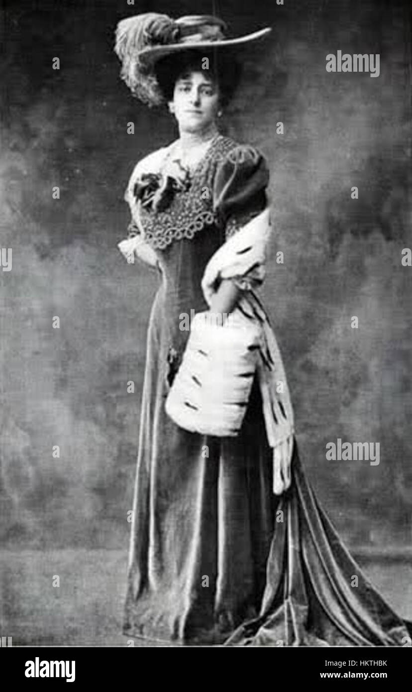 This photograph of Princess Vittoria Colonna captures her aristocratic ...