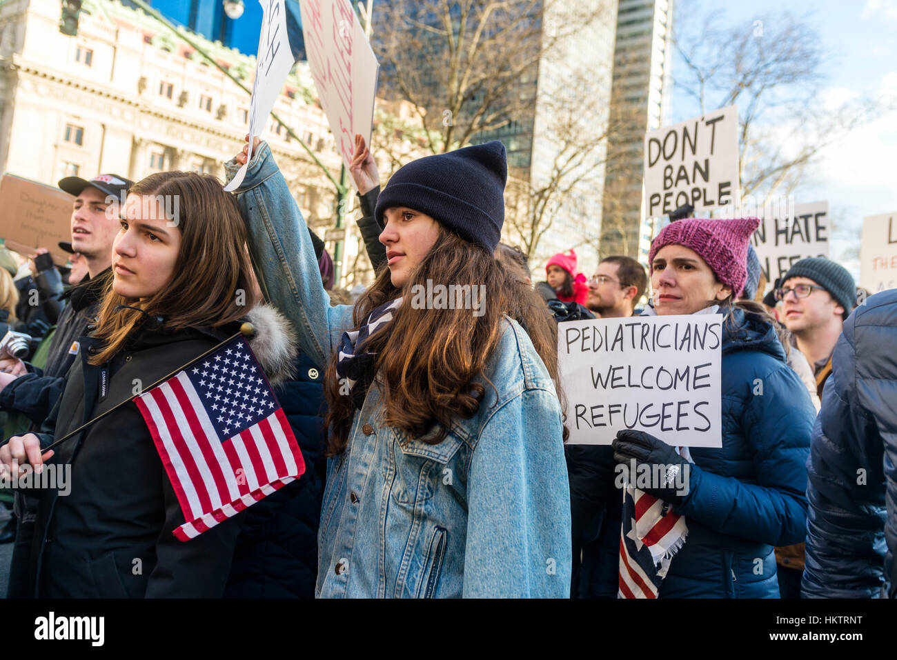 American refugees welcome hi-res stock photography and images - Alamy