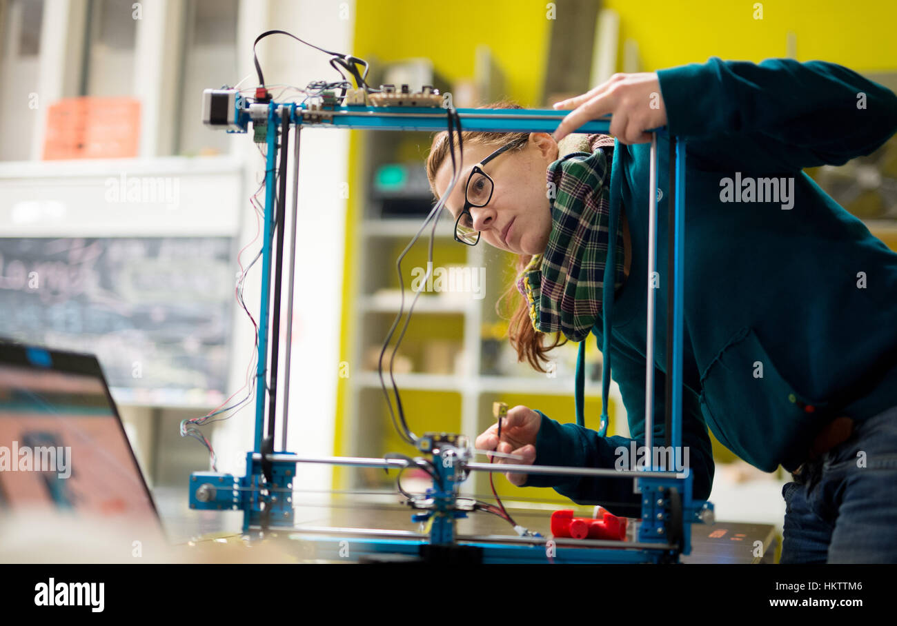 Hamburg, Germany. 12th Jan, 2017. Katrin Ederer works at the Fab Lab in ...