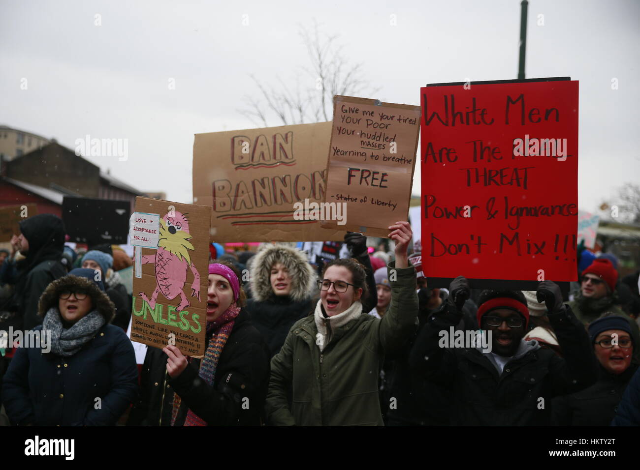 Status holders hi-res stock photography and images - Alamy