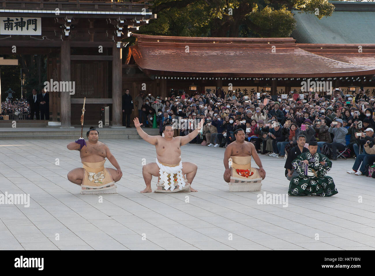 The dohyo iri ceremony hi-res stock photography and images - Alamy