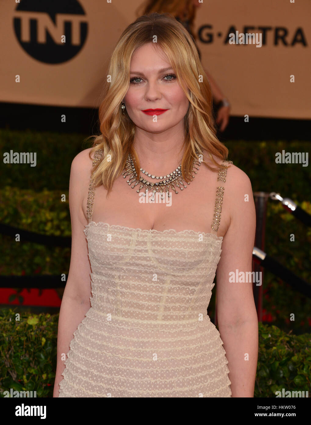 Los Angeles, USA. 29th Jan, 2017. Kirsten Dunsten 0155 arriving at the ...