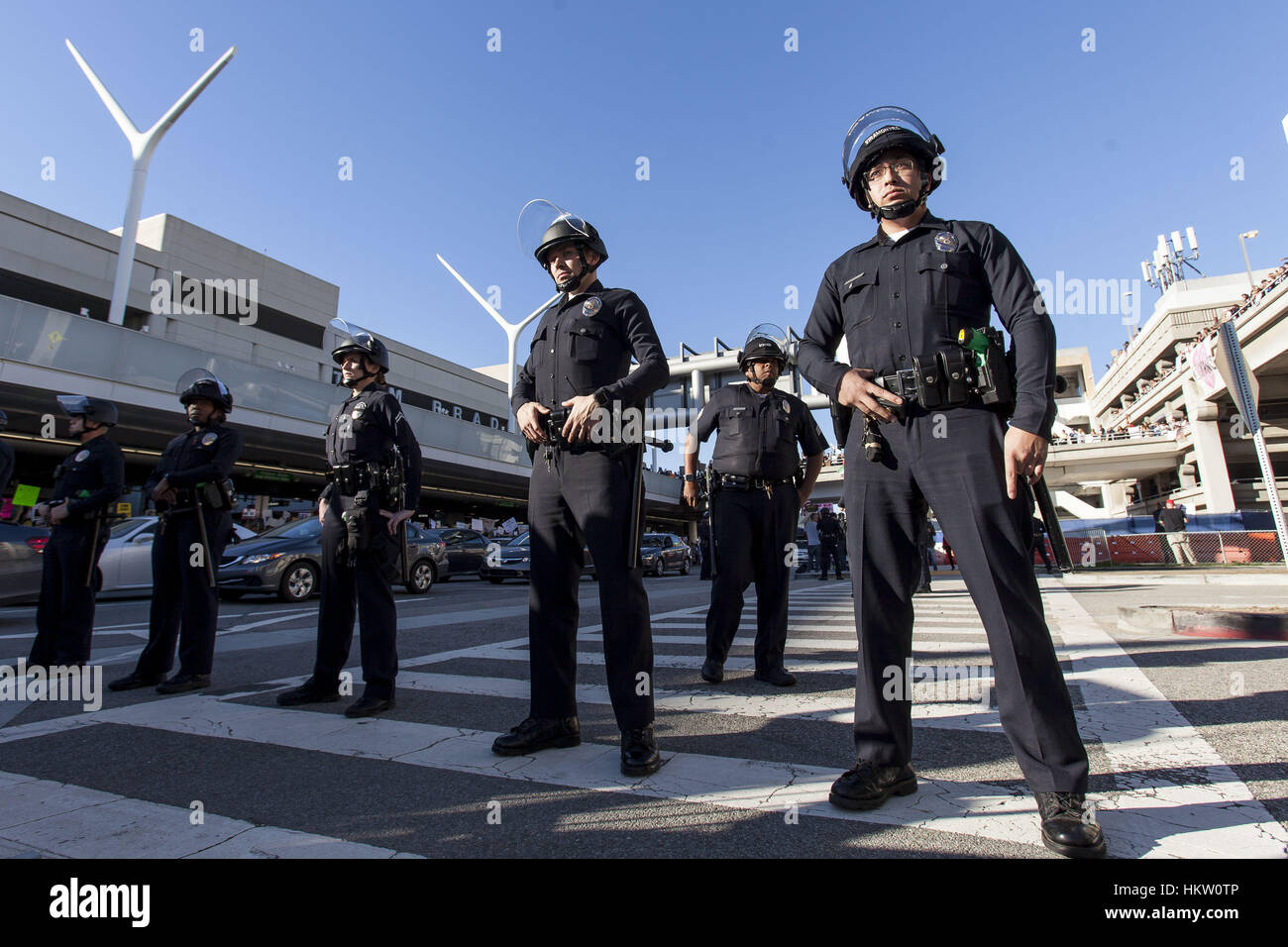 Immigration officers refugee hi-res stock photography and images - Alamy