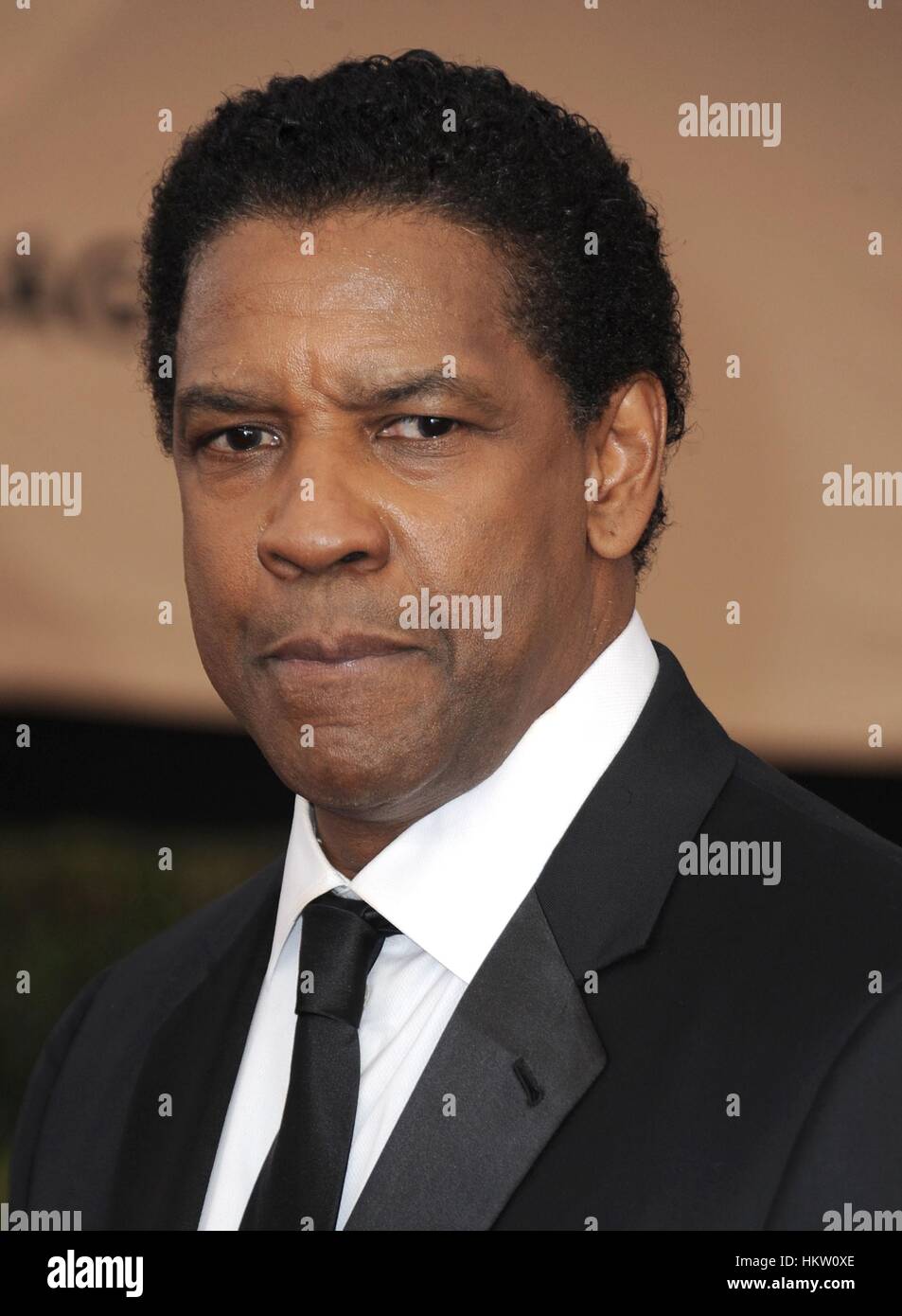 Los Angeles, CA, USA. 29th Jan, 2017. Denzel Washington at arrivals for ...