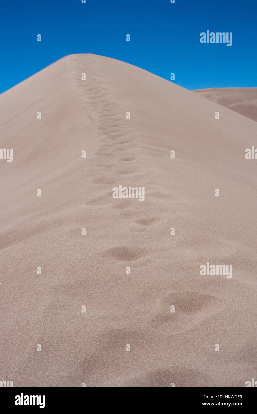 Curved steps in sand dunes hi-res stock photography and images - Alamy
